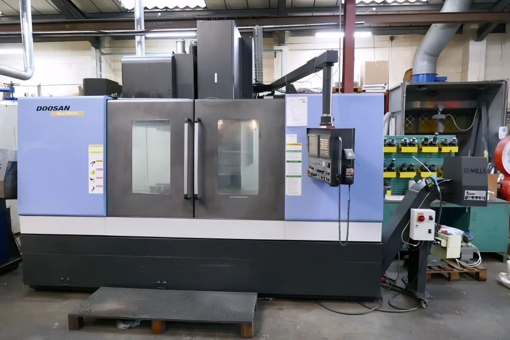 Mynx 750 50 Vertical Machining Centres | 2008 | Doosan | Percy Martin